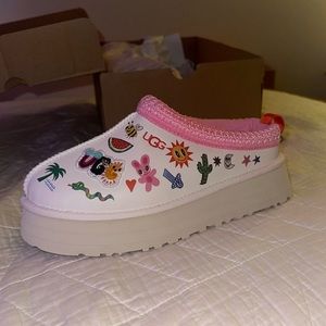 UGG | Shoes | Ugg Pink Tazz Slipper Humberto Cruz Pop Sketch Womens ...